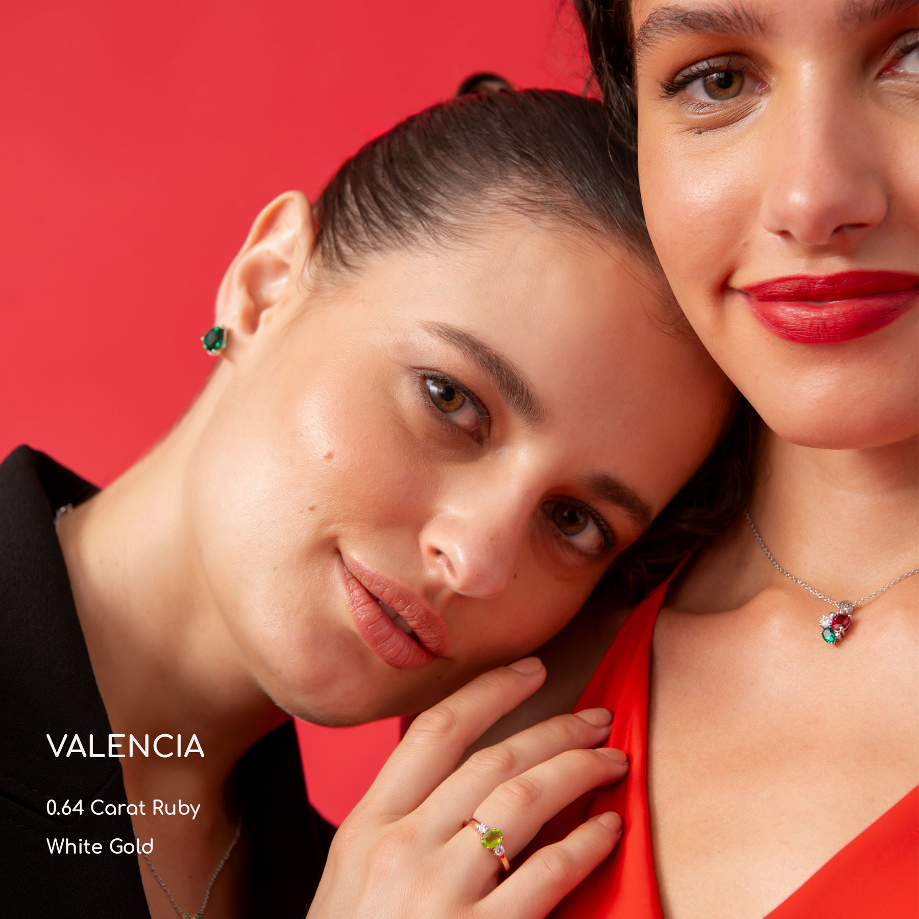 Valencia Necklace with Oval Sapphire, VS Diamond, SI Diamond | 1.0 ...